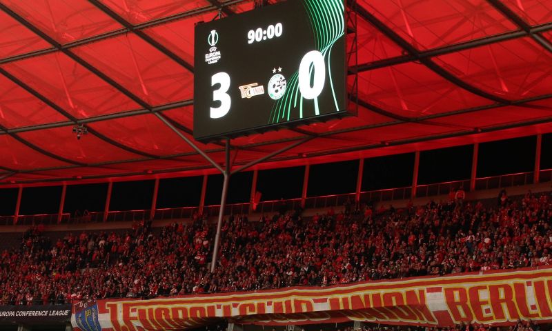 'Union moet UEFA-straf uitzitten tegen Feyenoord: twee vakken blijven leeg' 'Union moet UEFA-straf uitzitten tegen Feyenoord: twee vakken blijven leeg'