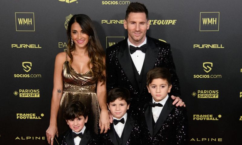 Messi troeft Lewandowski af en wint voor zevende keer de Gouden Bal