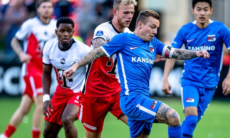 Clasie en Jansen na herovering koppositie: 'Over tien wedstrijden pas ...