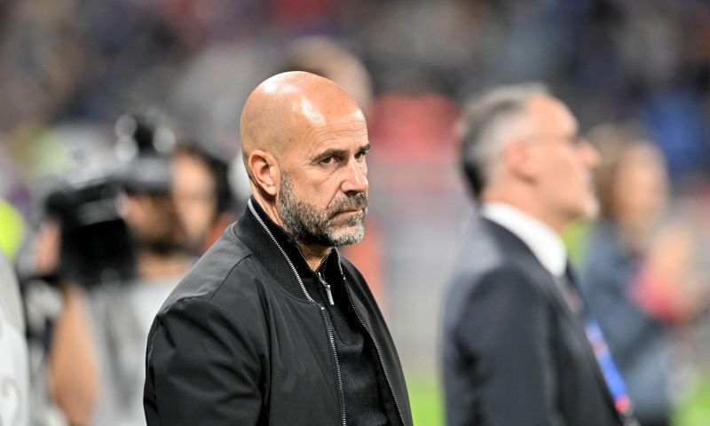Bosz is het niet eens met Van Gaal: 'Dat is niet waar, zijn verhaal klopt niet'