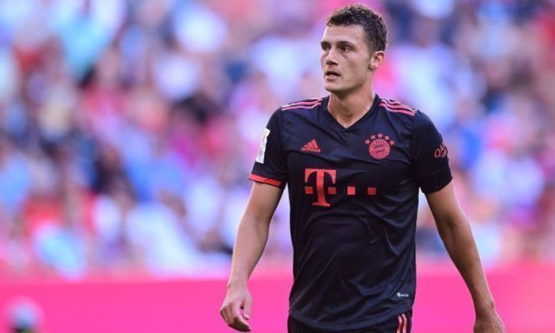 Benjamin Pavard staat in de belangstelling van FC Barcelona dat vertelt ...
