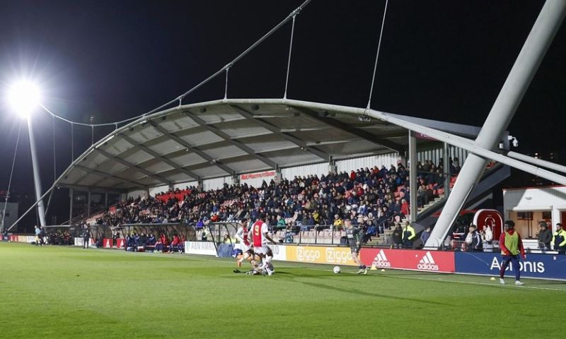 Ajax-jongelingen krijgen pak slaag van Nordsjaelland in finale van de ...