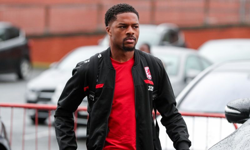 Akpom neemt prijs in ontvangst: Ajax heeft beste speler van ...
