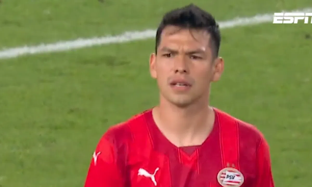 Applaus en gejuich in het Philips Stadion: Lozano maakt rentree bij PSV