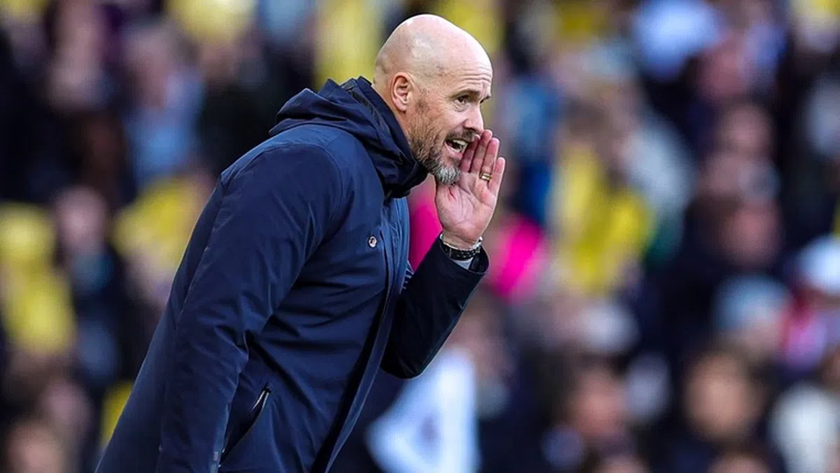 Ten Hag furieus over scheidsrechters optreden: 'Hiervoor is voetbal ...