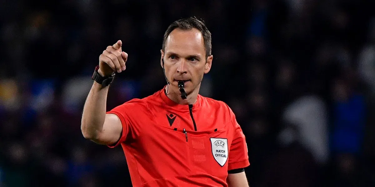UEFA maakt arbitrage bekend: deze scheidsrechter fluit PSV tegen ...