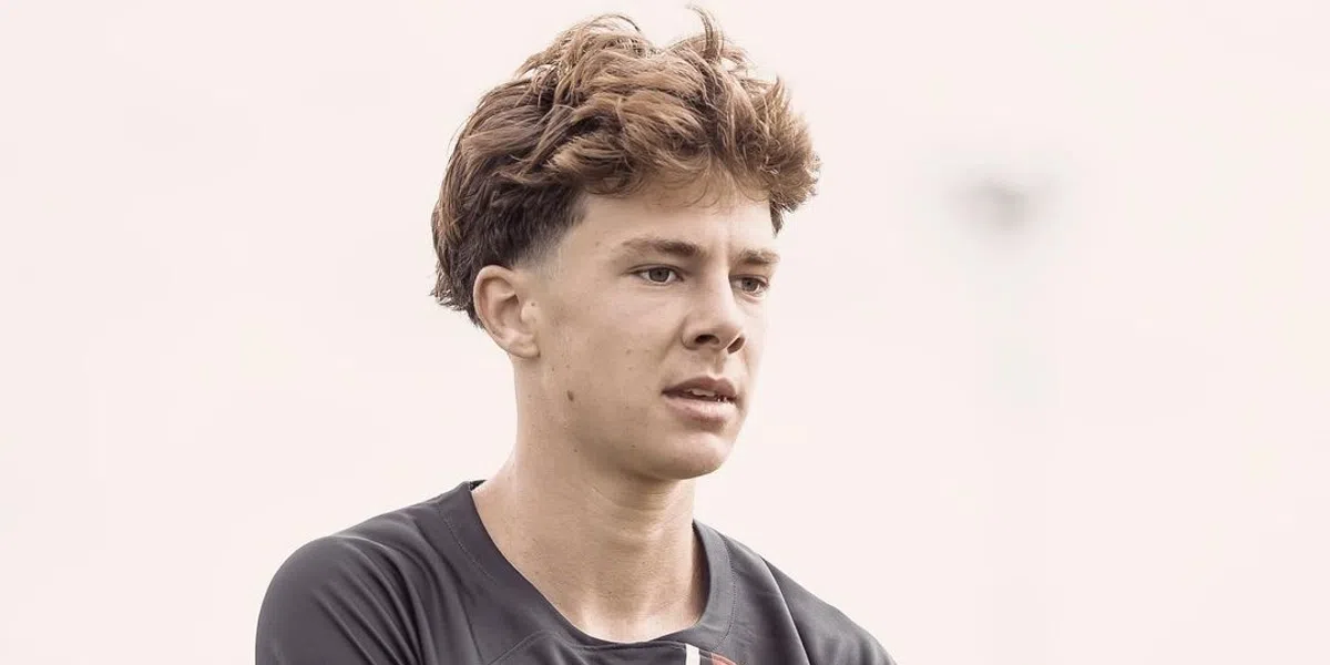 Wie Etienne Michut, het talent van PSG dat op de radar van Ajax staat?