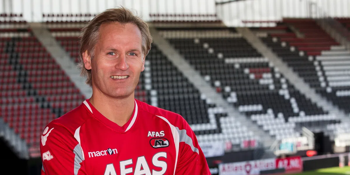 Dit is Aloys Wijnker, de nieuwe hoofd jeugdopleiding die Faber opvolgt ...