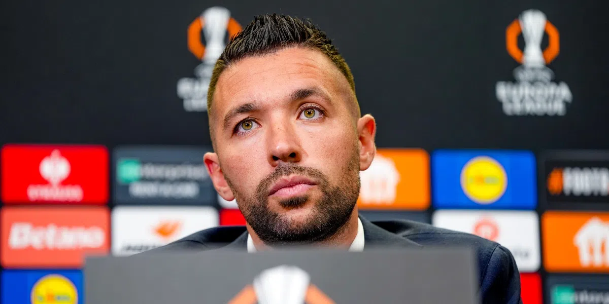 Opstelling Ajax: Farioli voert gedwongen wijzigingen door, Rasmussen start