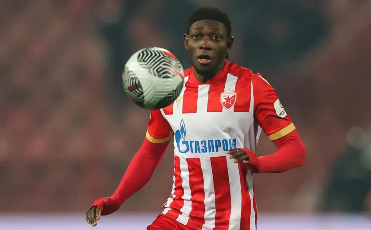 Wie is Ebenezer Annan, de linksback die in beeld is bij Feyenoord?